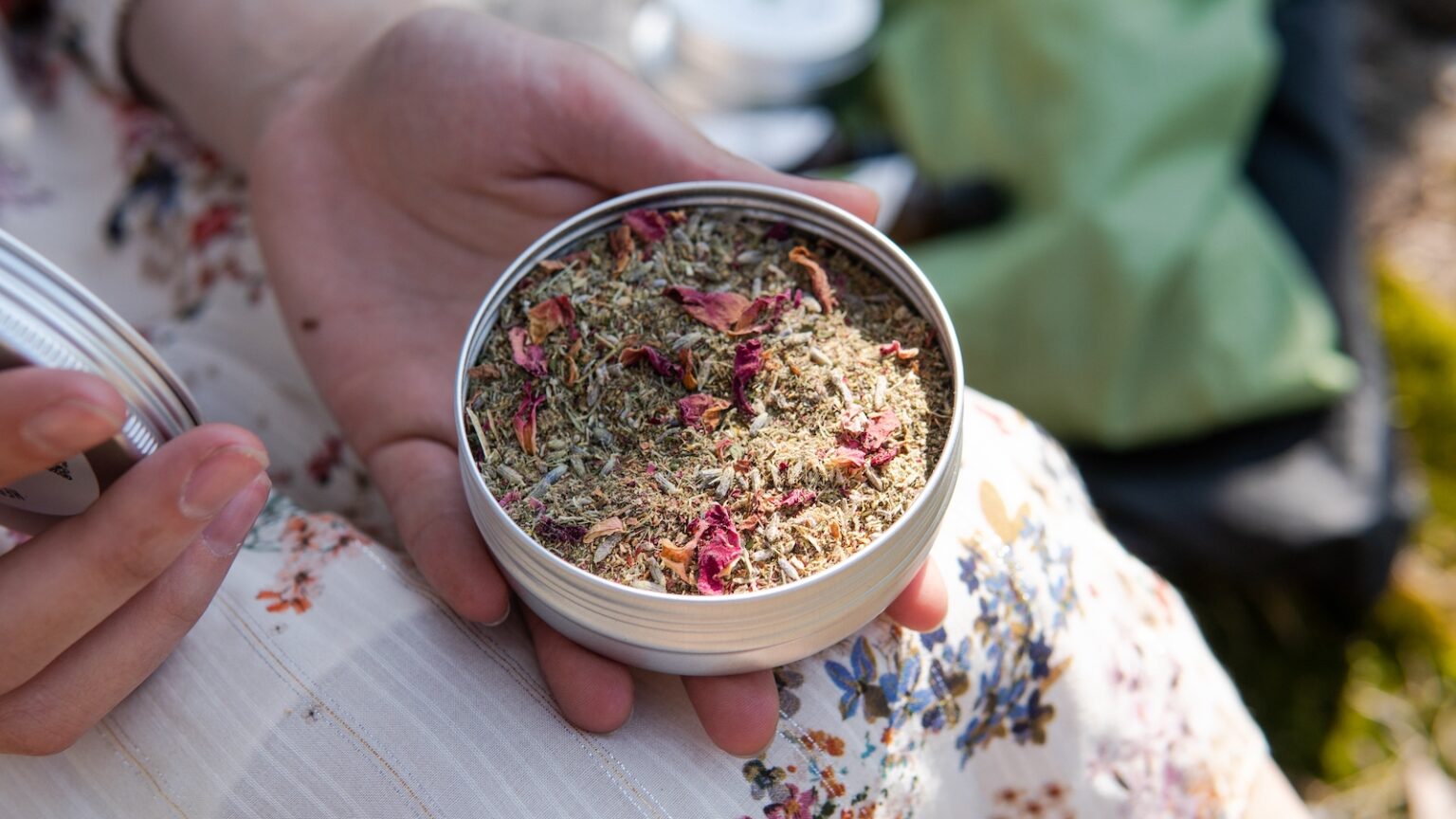 Herbal Cigarettes ~ Medicinal Smoking Blends - Adamant Living